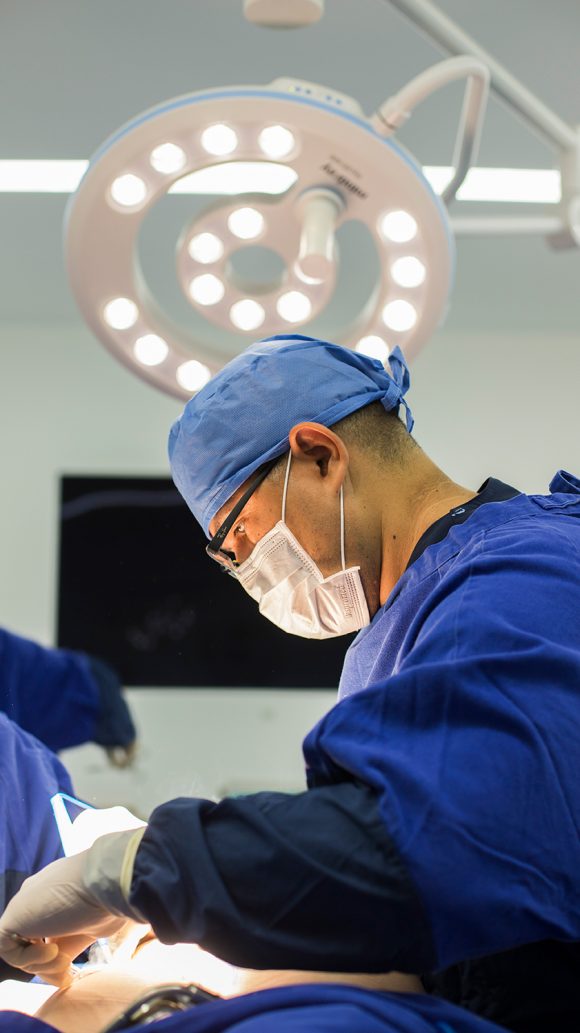 Dr Angulo - Dr Jean Carlos Angulo Cirujano Plástico